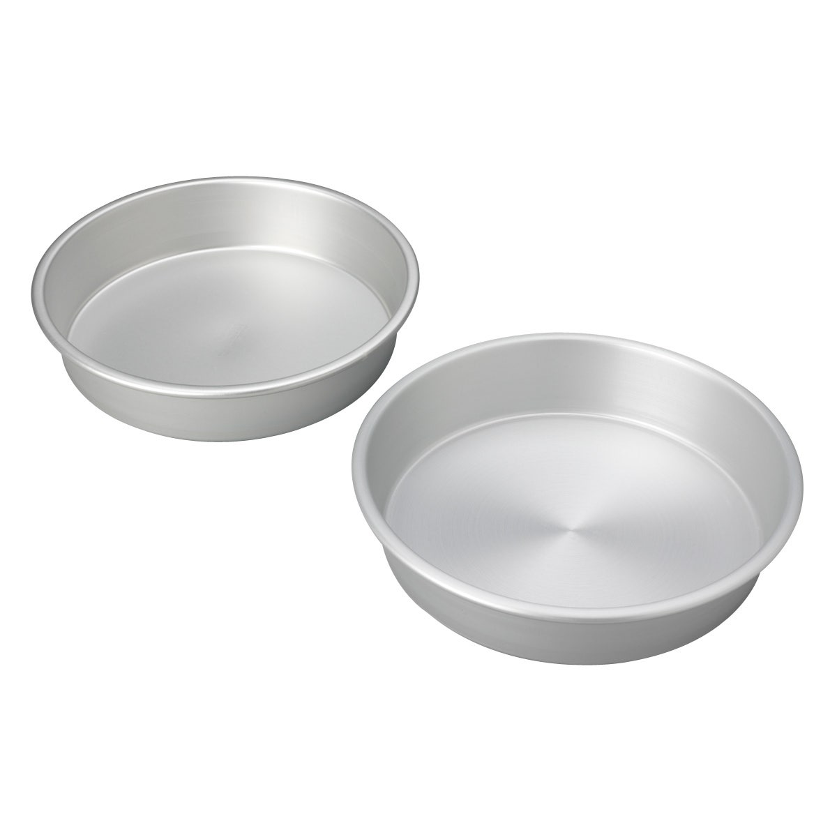 Wilton® 9 in. Round Performance Pans™ - Nasco Education